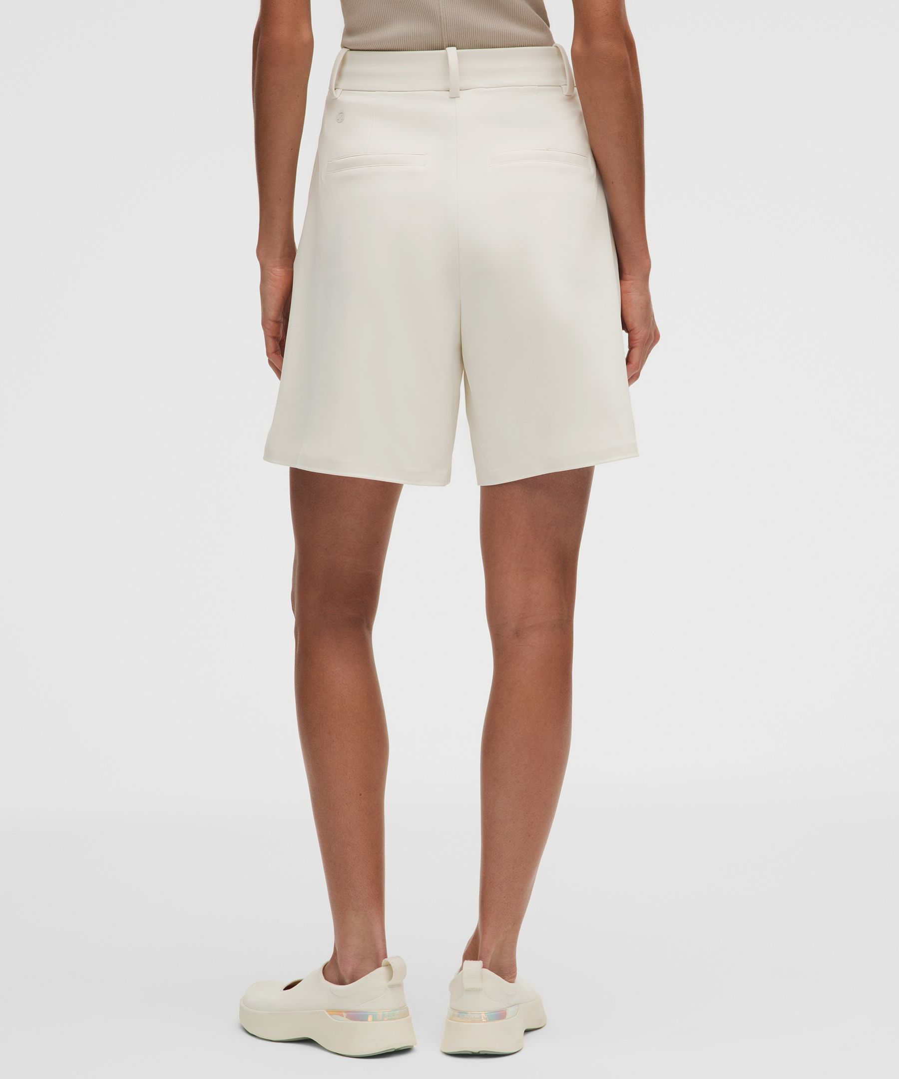 LULULEMON Daydrift Pleated High-Rise 7" Short